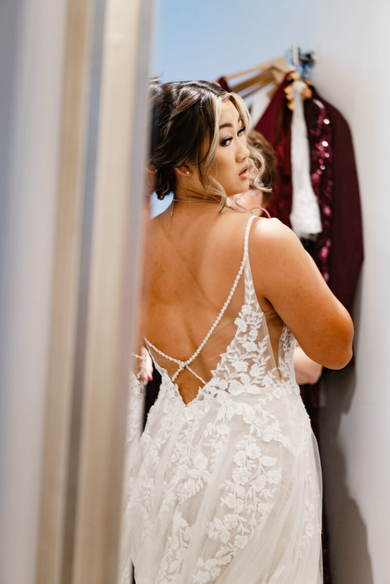 Elegant Modern Scottsdale Wedding at the Clayton House | Emilee & AJ | Legacy Collection - Lee ...