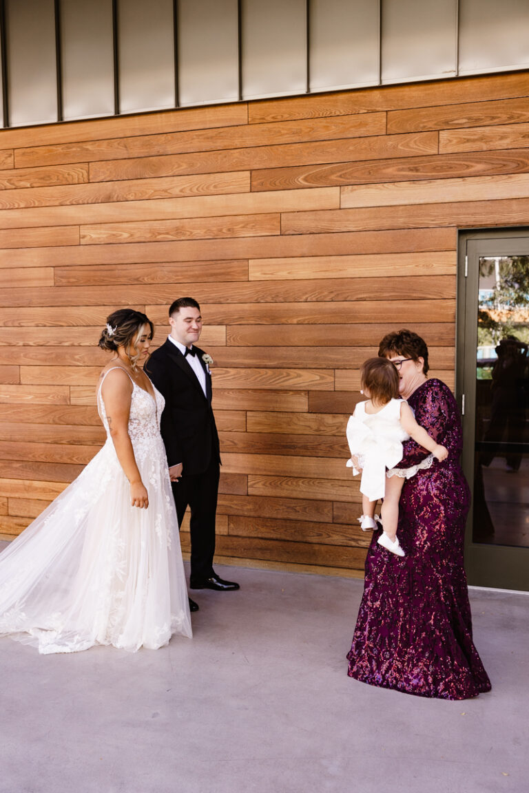 Elegant Modern Scottsdale Wedding at the Clayton House | Emilee & AJ | Legacy Collection - Lee ...