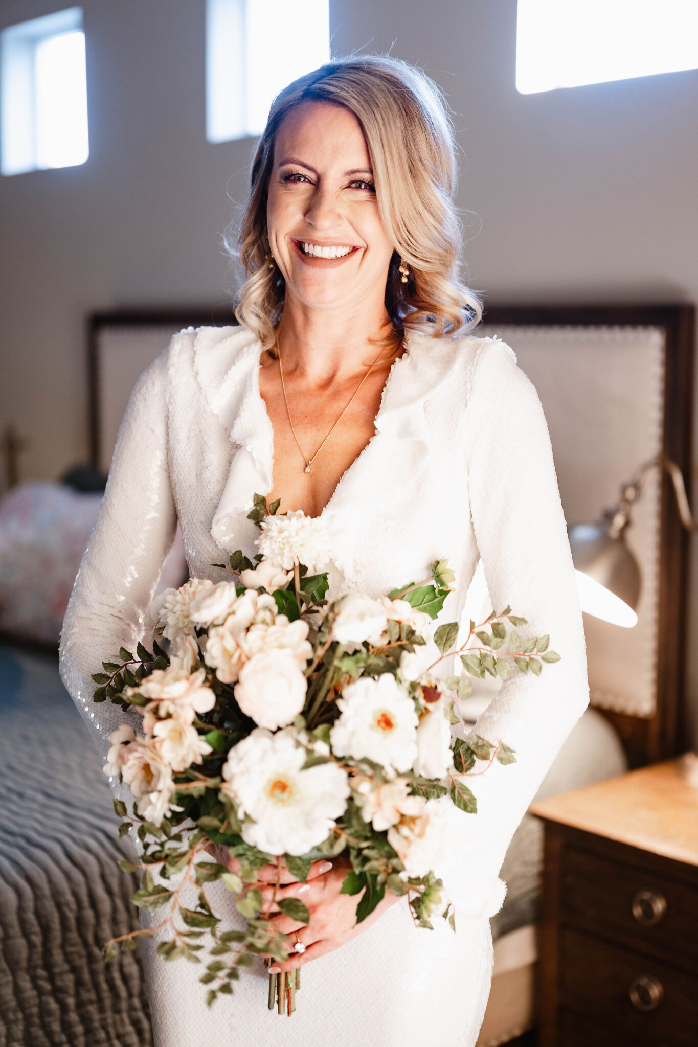 Mike and Chelsea’s Backyard Phoenix Wedding: A Day of Simple Joys - Lee ...